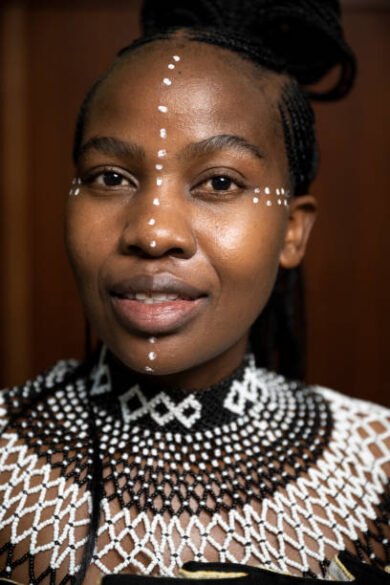 Drama: Inkawu idliw' ilila IsiXhosa Grade 12: Mind the Gap Guide pdf ...